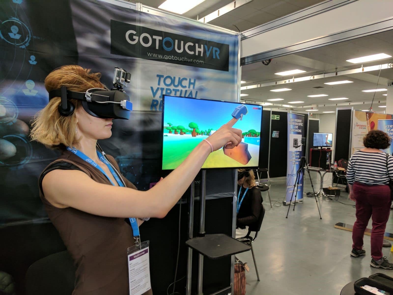 Go Touch VR annonce un partenariat avec le studio VR Light and Shadows ...